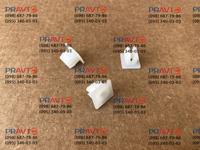 Кліпса-втулка Toyota 90189-06193, купити в Києві та по Україні | PRAVTO